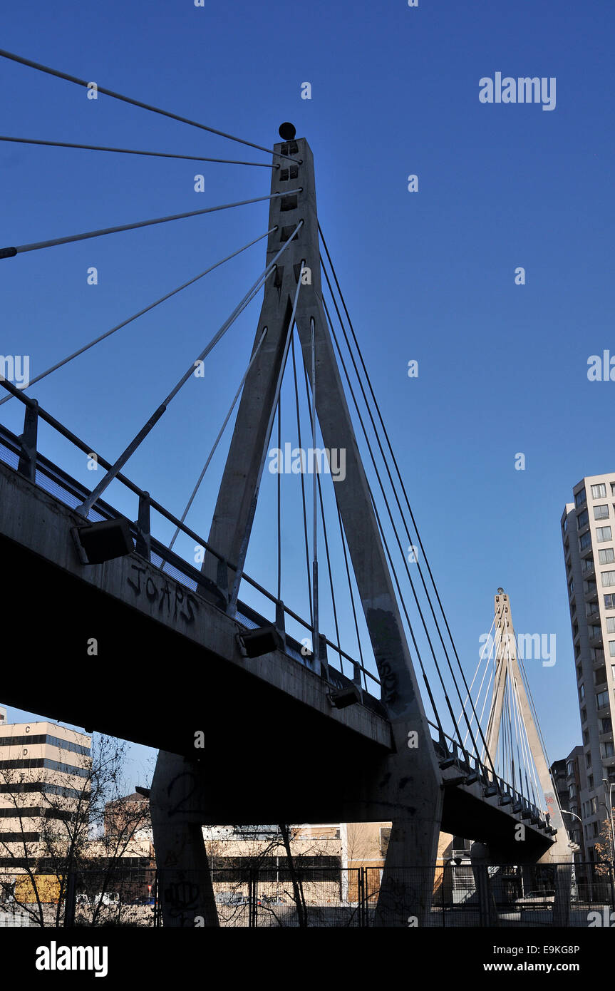 Silhouette pedestrian bridge hi-res stock photography and images - Alamy
