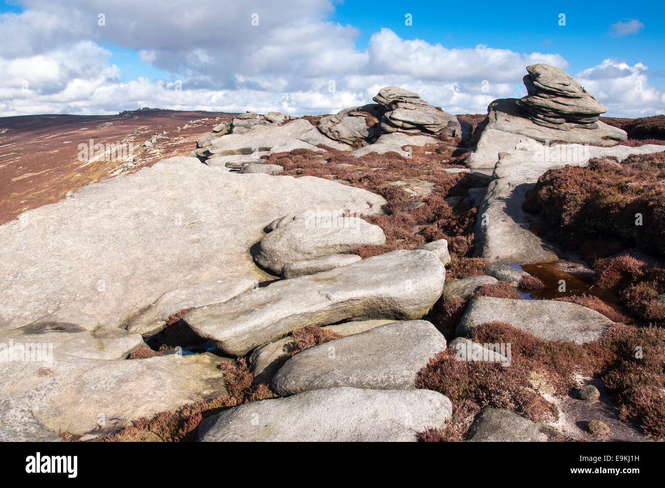 Weathered gritstone boulders hi-res stock photography and images - Alamy