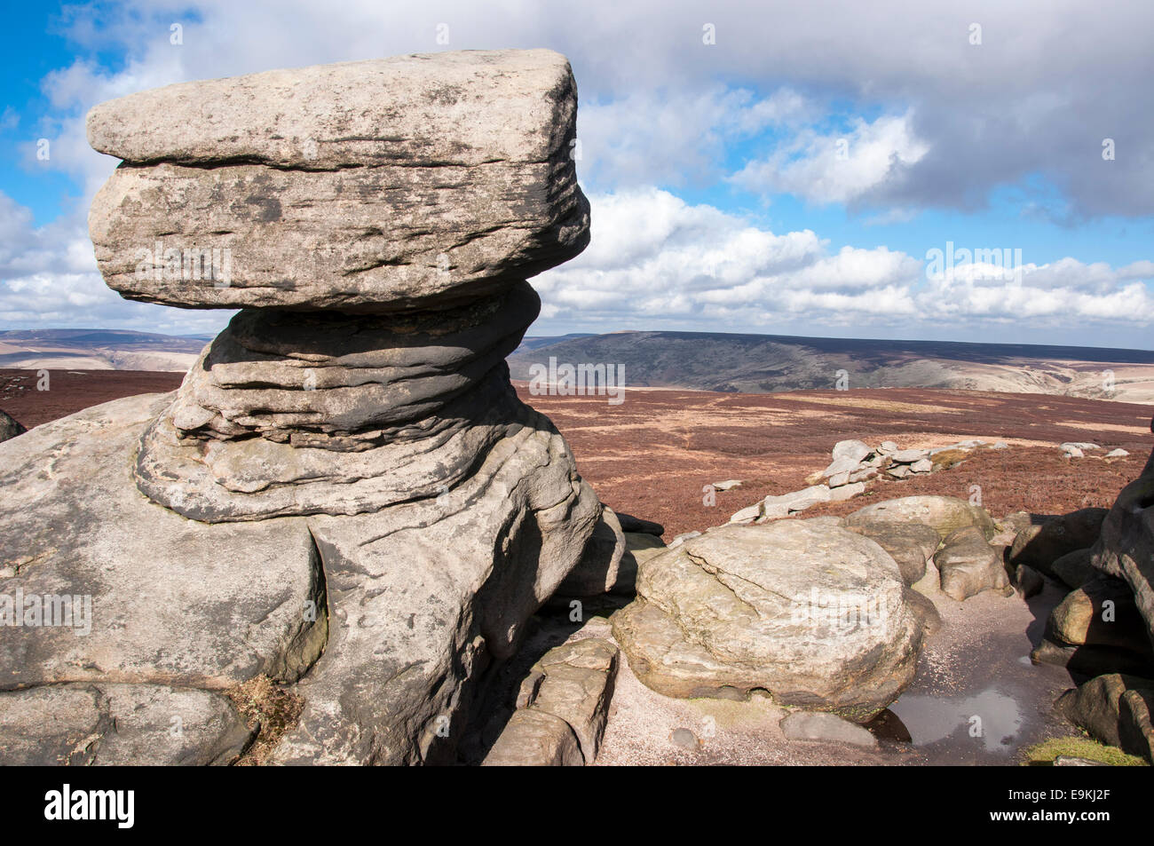 Rock formation at Back Tor on Derwent edge in the Peak District ...