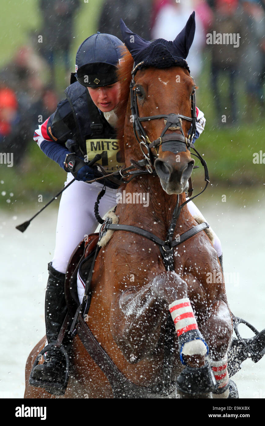 Emily Llewellyn (Great Britain) riding Greenlawn Sky High cross country ...