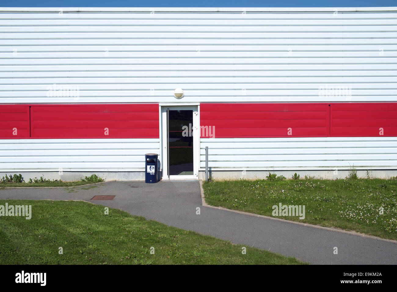 Freeway service station hi-res stock photography and images - Alamy