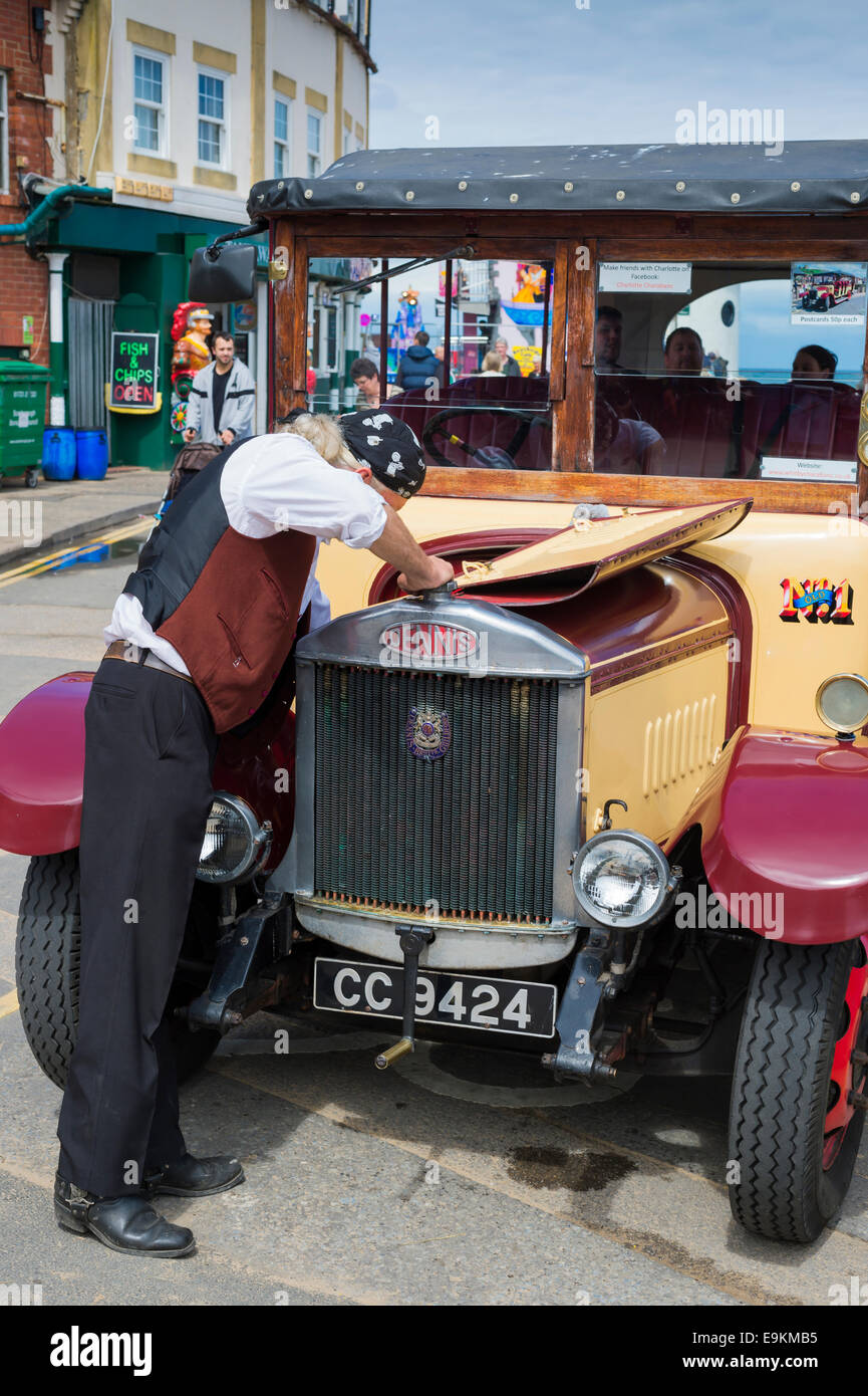 Charabanc coach hi-res stock photography and images - Alamy