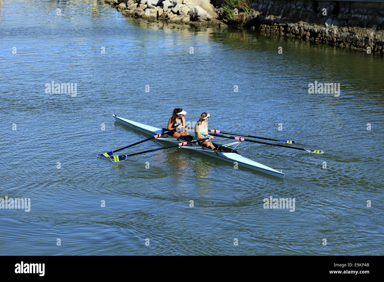 Rowing practice hi-res stock photography and images - Alamy