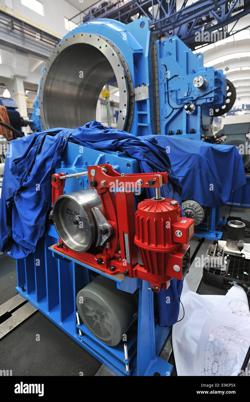 Manufacturer mechanical gear units wikov hi-res stock photography and ...