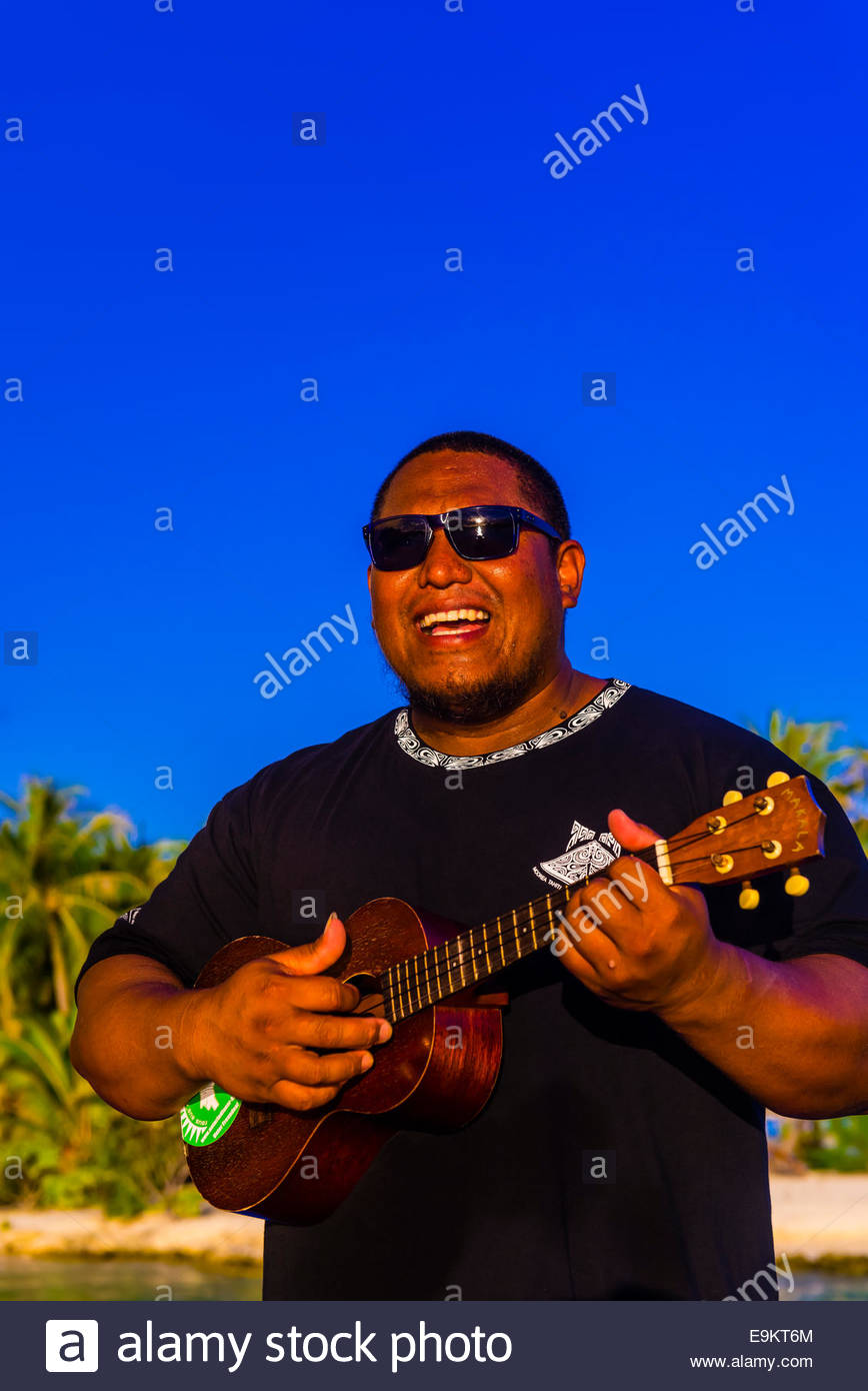 French Polynesian Man Stock Photos & French Polynesian Man Stock Images ...