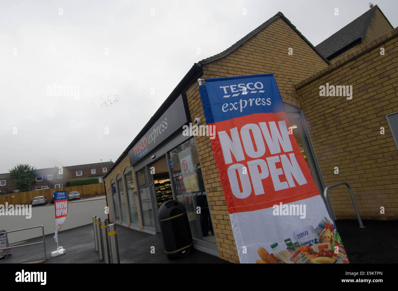 Tesco Express store Stock Photo - Alamy