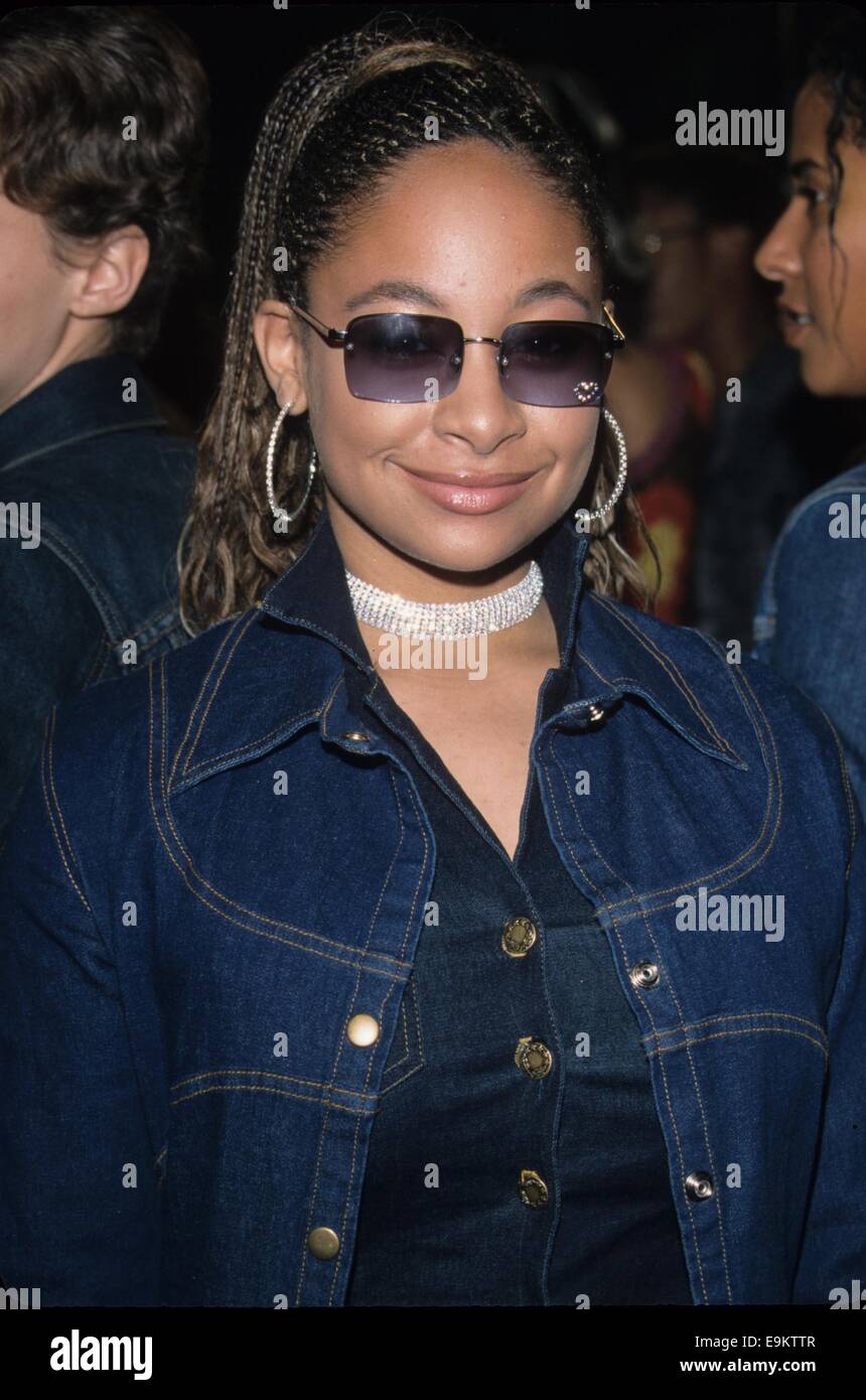 RAVEN SYMONE.Save the last dance premiere at Manns Chinese theatre ...