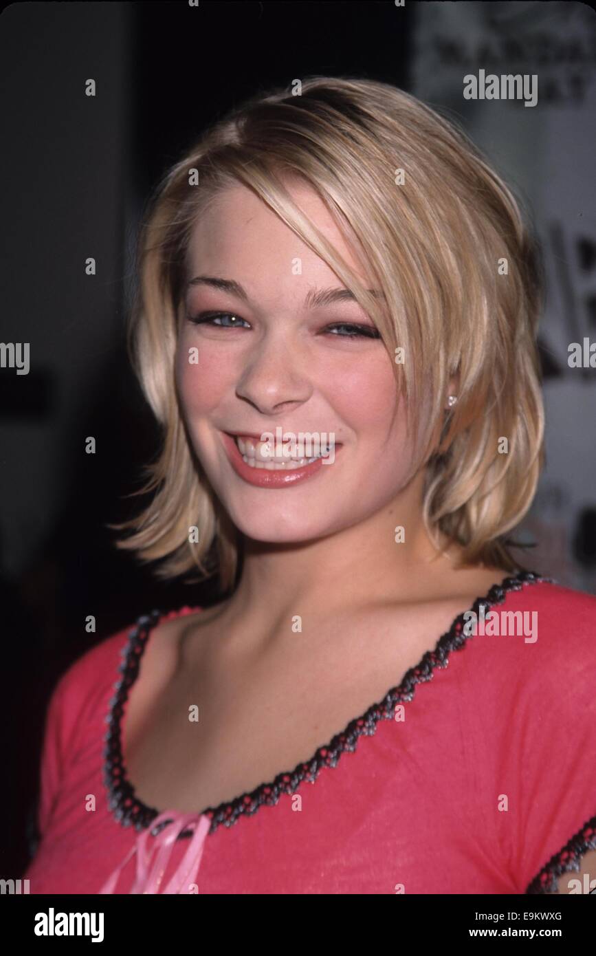 Leann Rimes 1999 High Resolution Stock Photography and Images - Alamy
