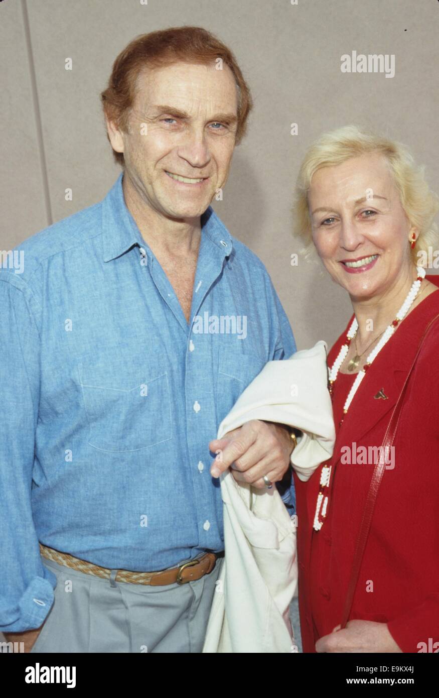PETER MARK RICHMAN with wife.l4059. © Tom Rodriguez/Globe Photos/ZUMA ...