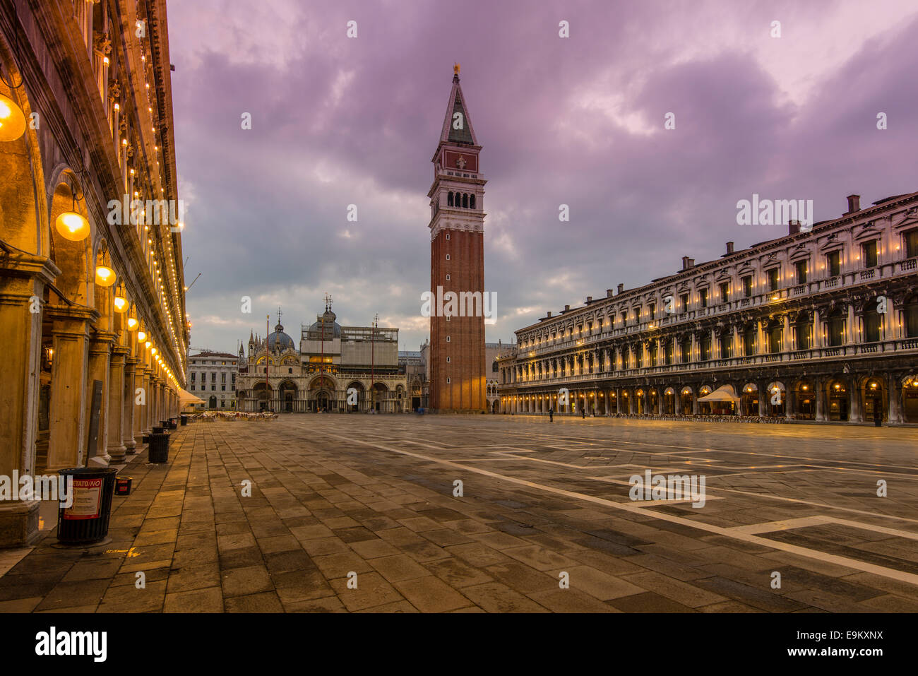 Empty saint marks square hi-res stock photography and images - Alamy