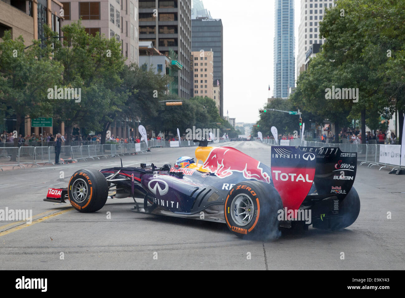Austin, Texas, USA. 29th October, 2014. Formula One Infiniti Red Bull ...