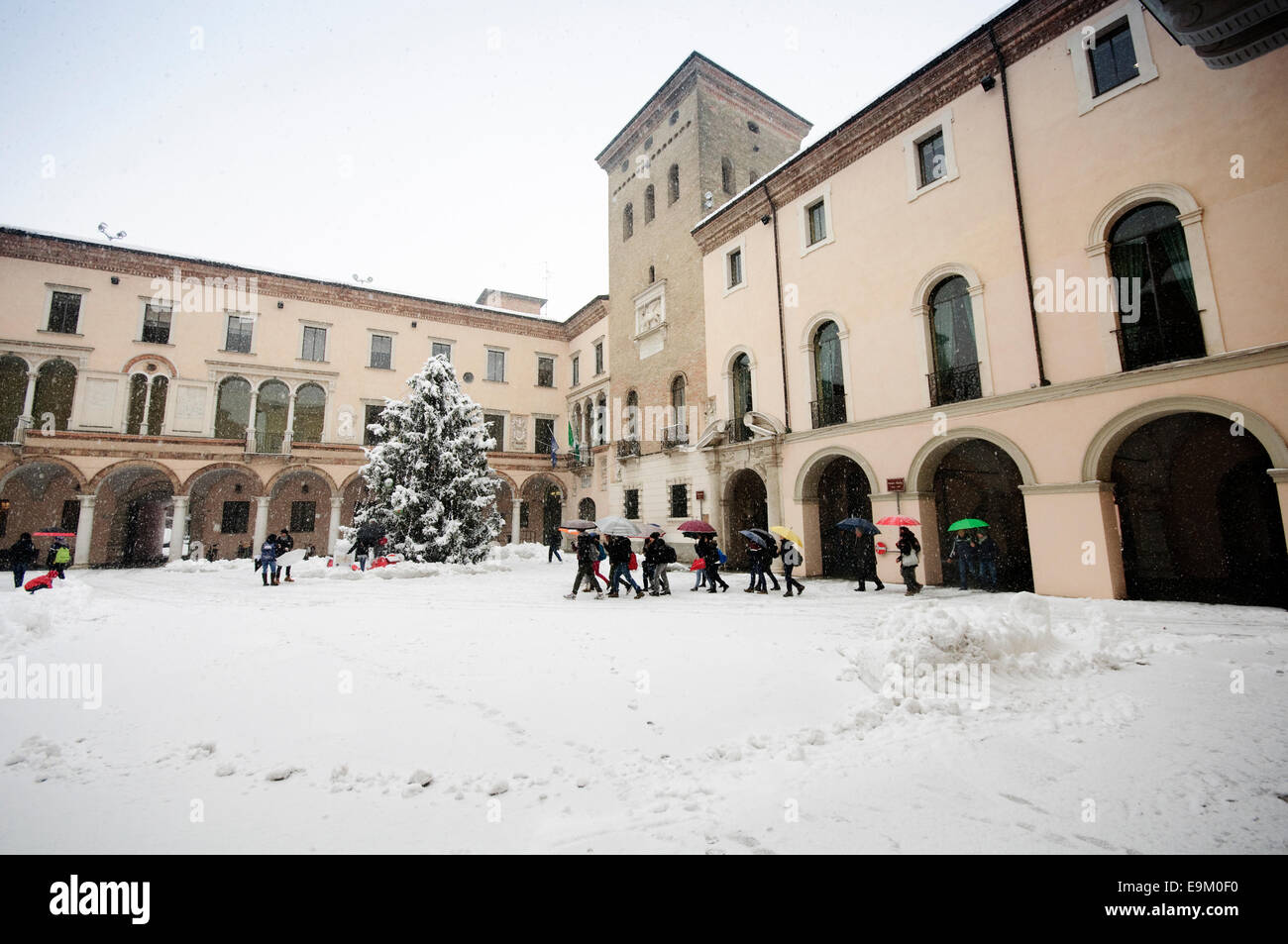 Crema italy city hall hi-res stock photography and images - Alamy