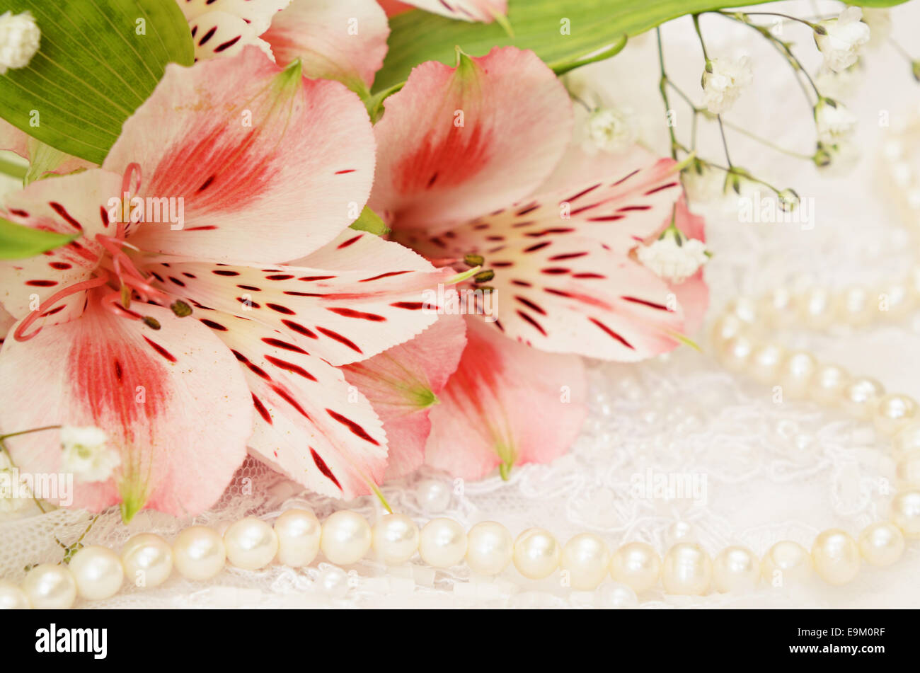 Pink pearls hi-res stock photography and images - Alamy