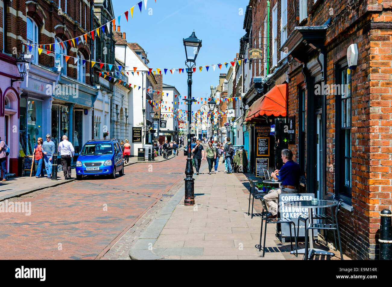 Rochester kent high street hi-res stock photography and images - Alamy