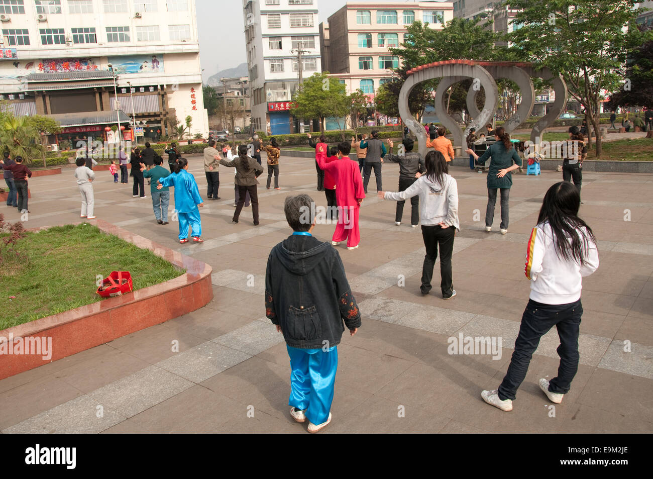 China square dancing hi-res stock photography and images - Alamy