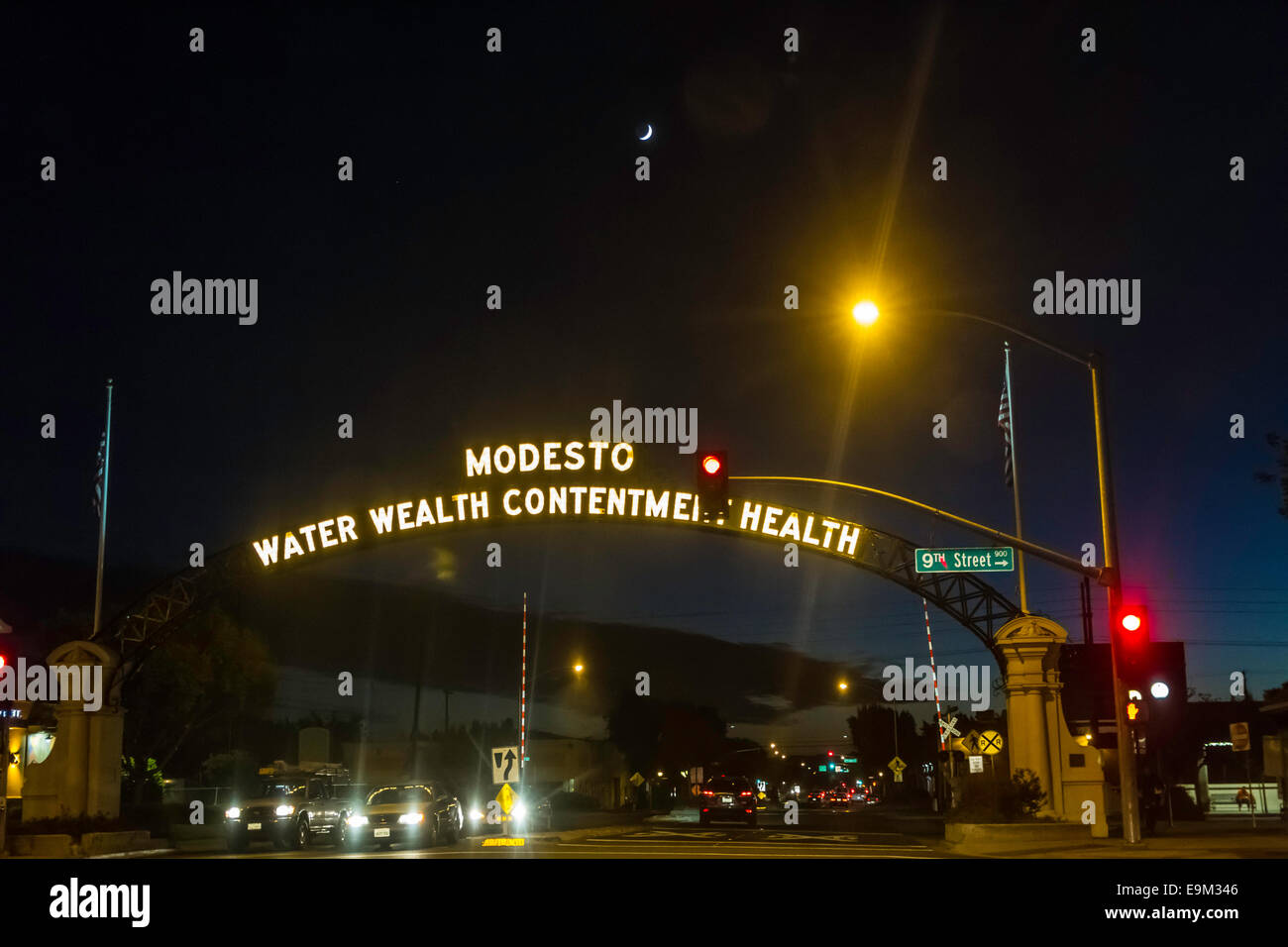 The Modesto Arch in Modesto California Stock Photo - Alamy The Modesto Arch in Modesto California Stock Photo - Alamy