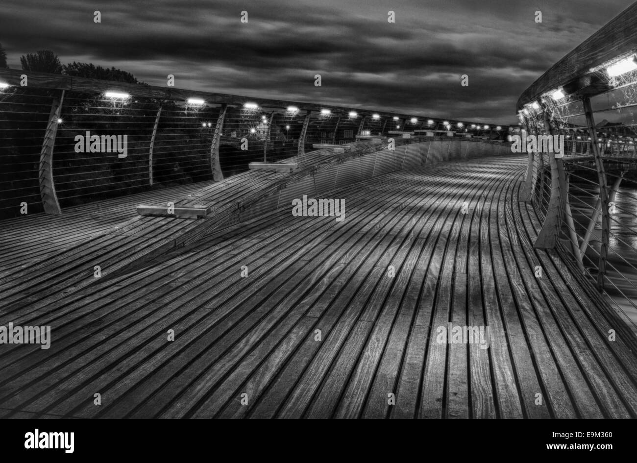 Castleford footbridge Black and White Stock Photos & Images - Alamy