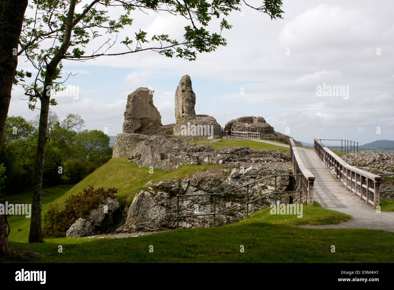 Welsh castle hi-res stock photography and images - Alamy
