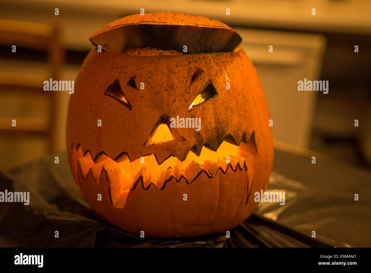 Jack-o'-lantern carving tradition ahead of Halloween Stock Photo - Alamy
