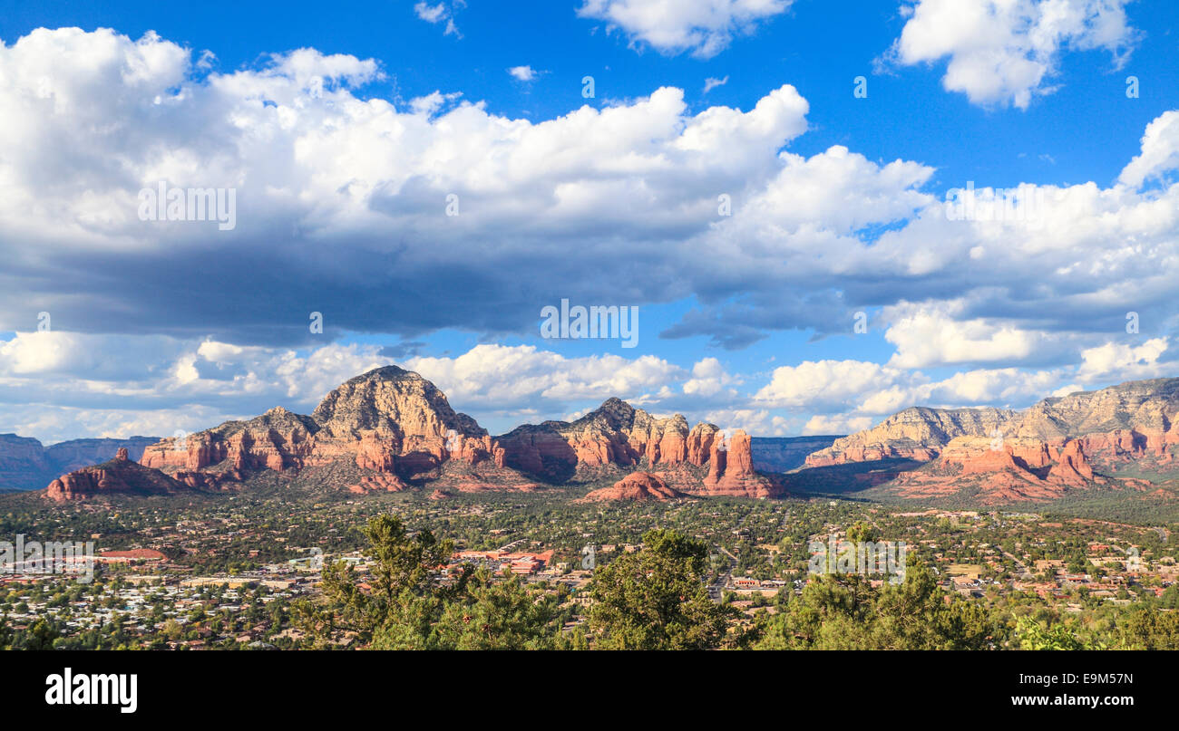 Sedona city hi-res stock photography and images - Alamy