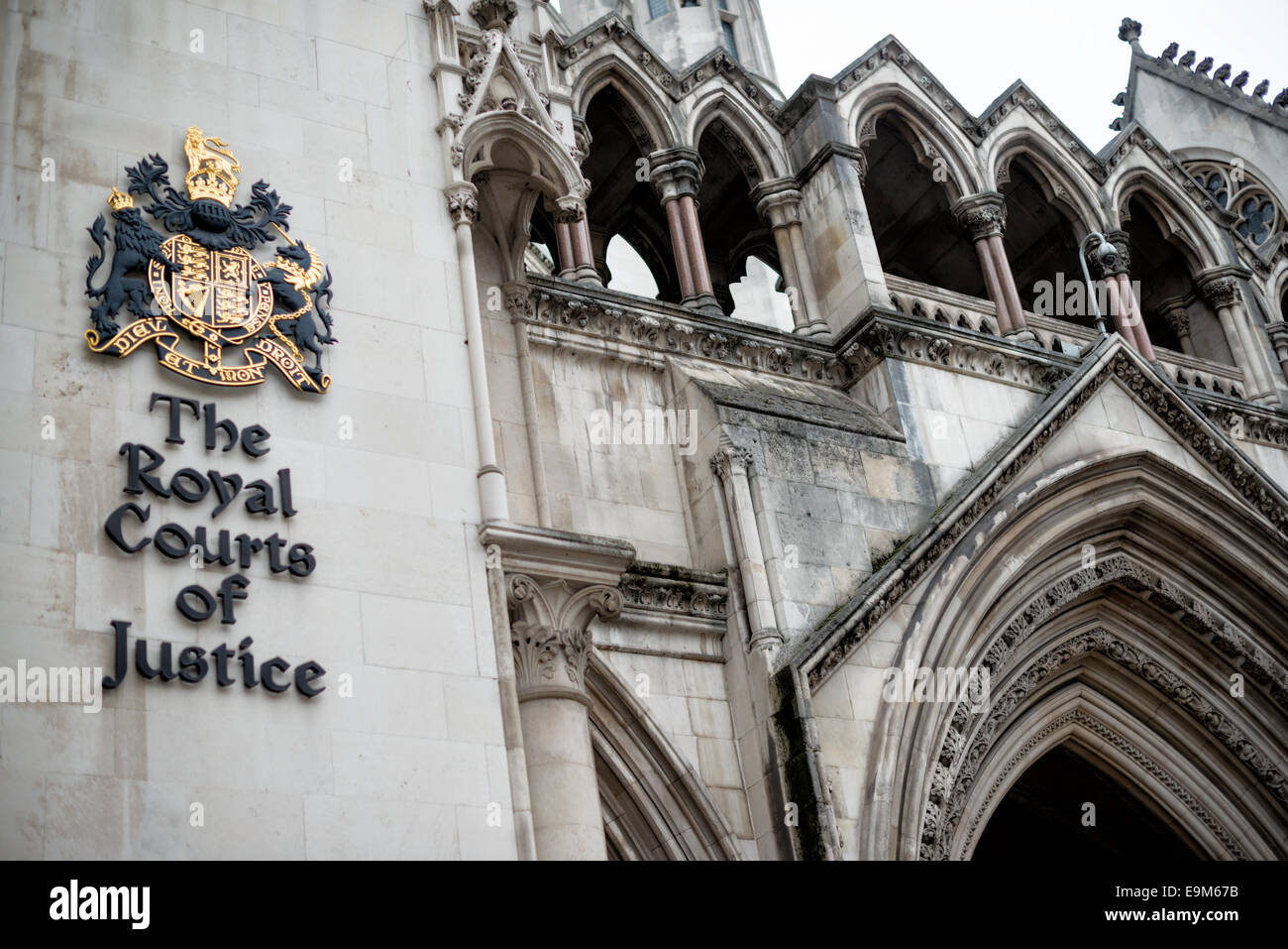 Britain courts hi-res stock photography and images - Alamy