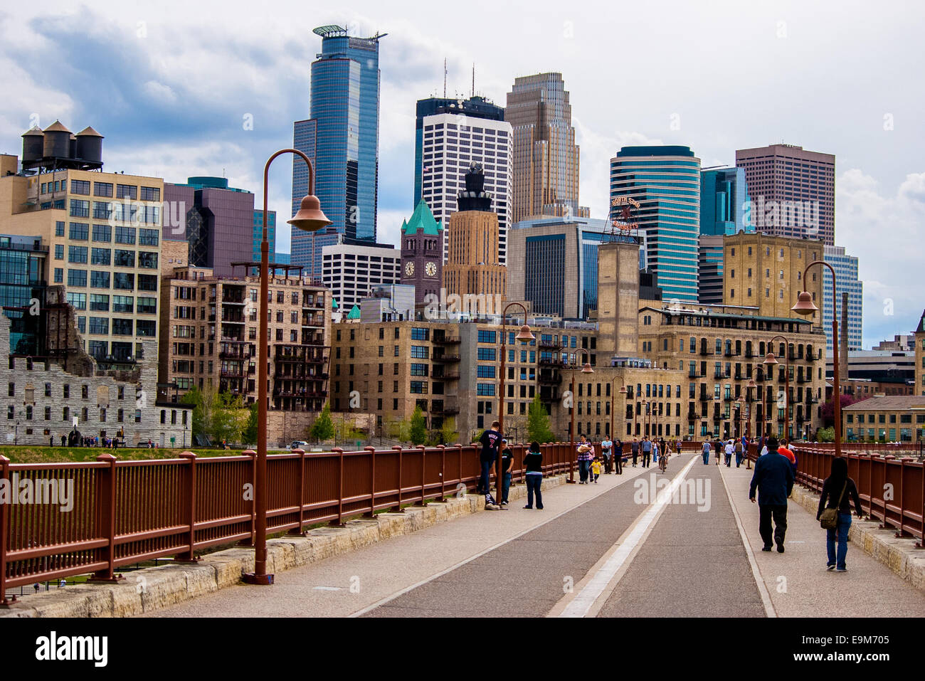 Skyline of Minneapolis from the Stone Arch Bridge Stock Photo - Alamy