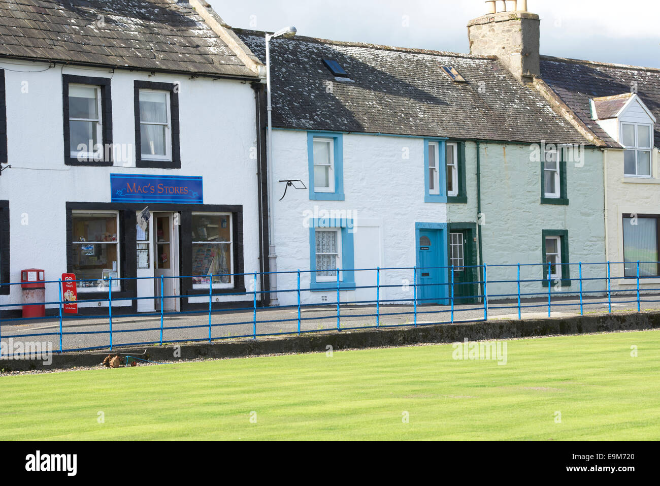 Village of garlieston hi-res stock photography and images - Alamy