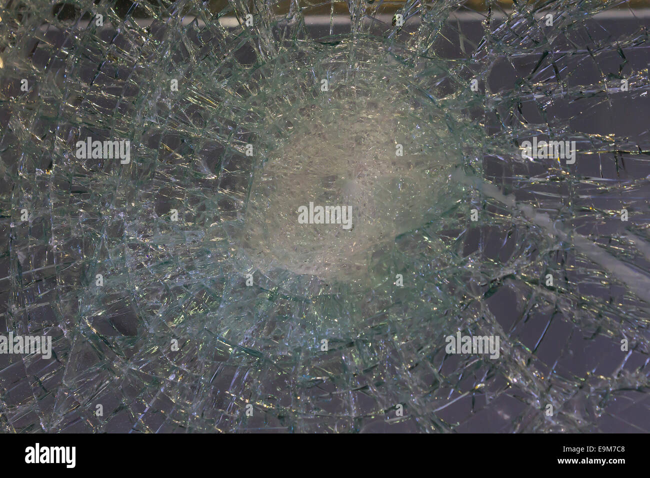 Shattered glass showing detail Stock Photo - Alamy