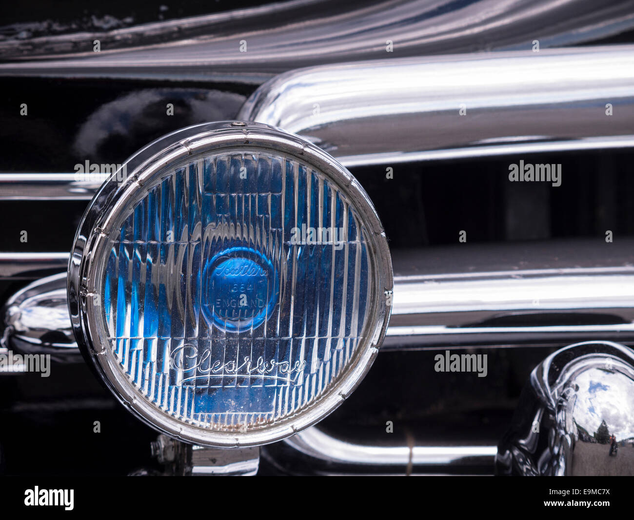 Vanguard car 1950s hi-res stock photography and images - Alamy