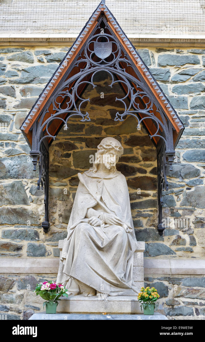 Statue of Jesus at Saint Martinus Basilica in Halle, Belgium Stock ...