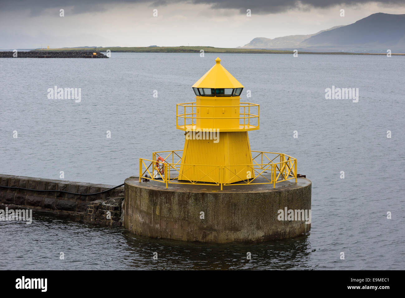 Harbour mole hi-res stock photography and images - Alamy