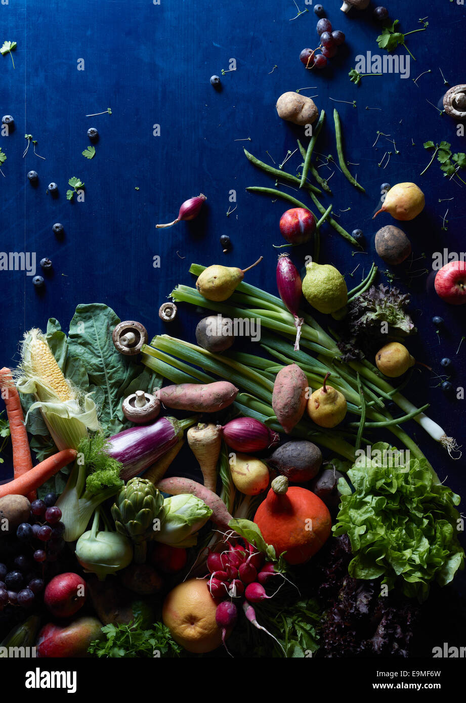 Scattered fruits hi-res stock photography and images - Alamy