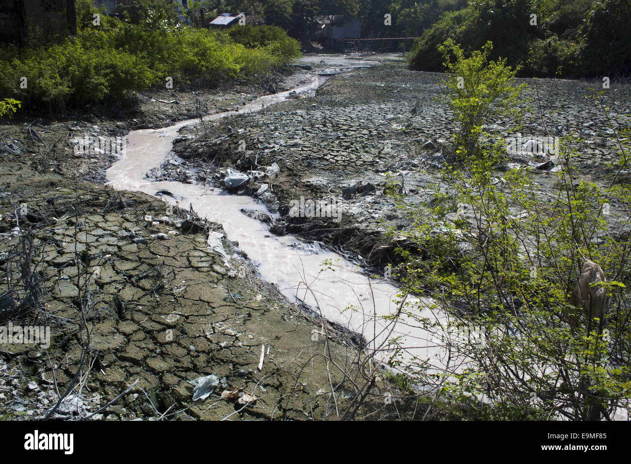 South sudan pollution hi-res stock photography and images - Alamy