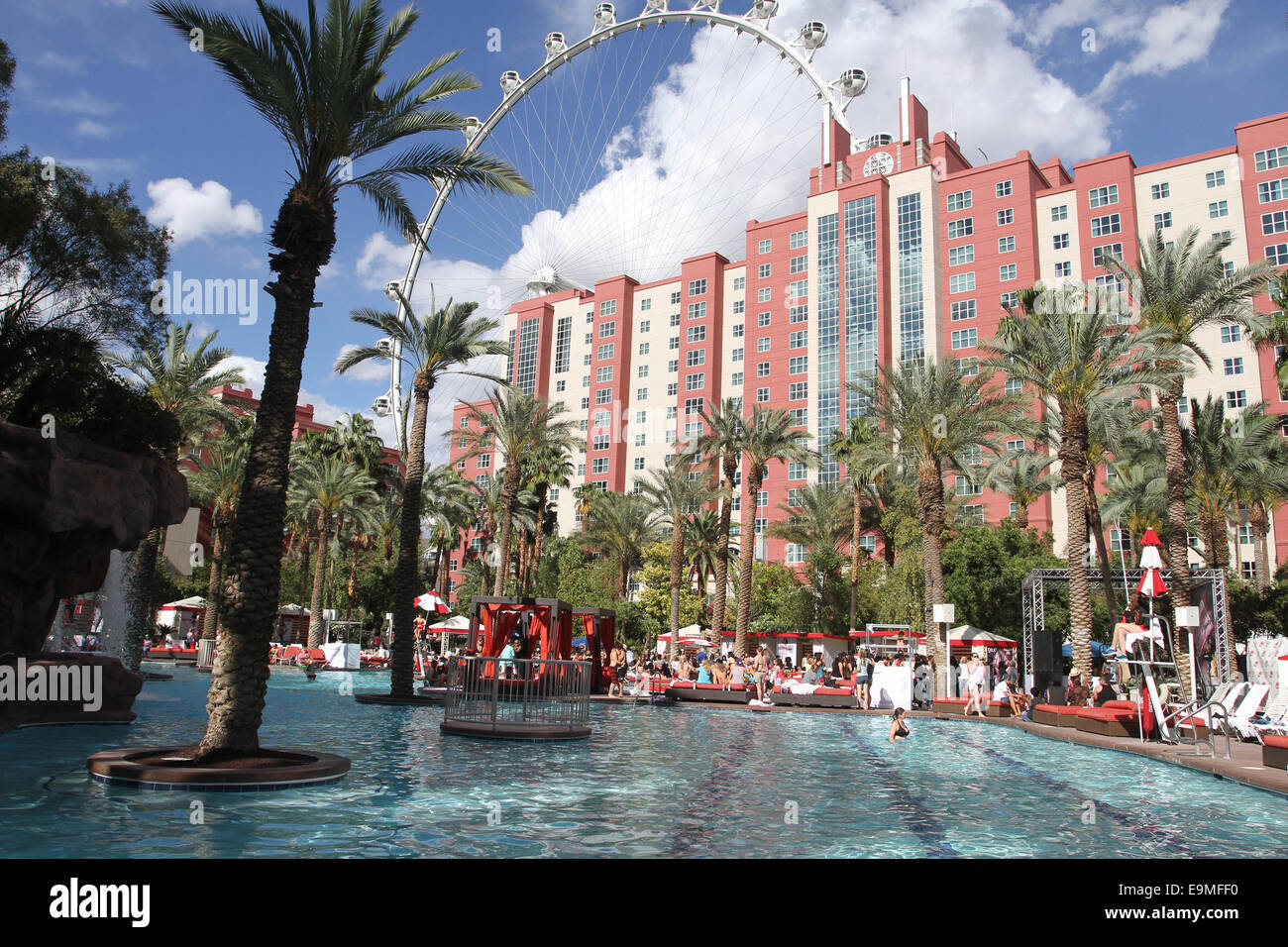 Pool party las vegas hi-res stock photography and images - Alamy