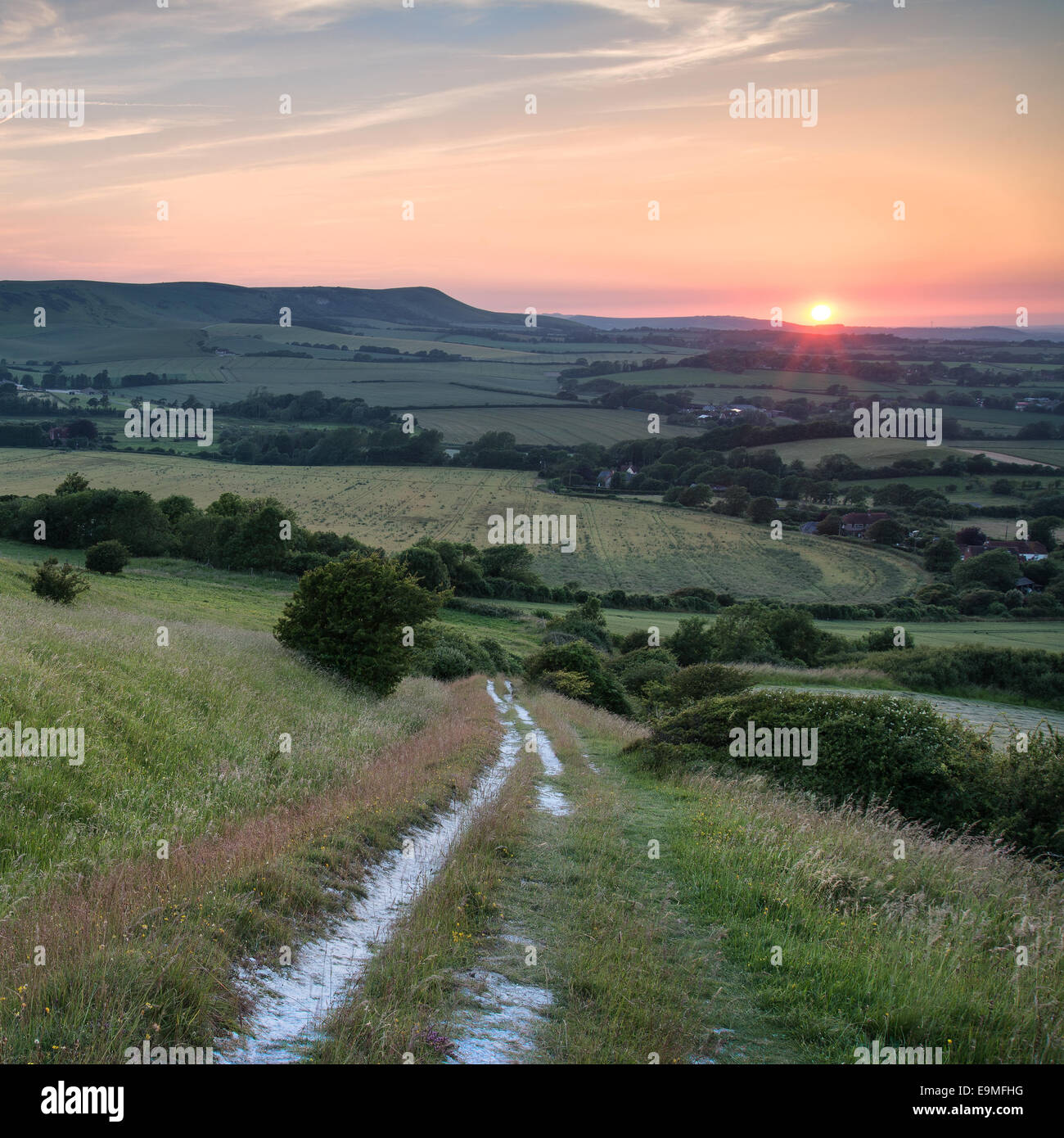 Overlooking countryside sunset hi-res stock photography and images - Alamy