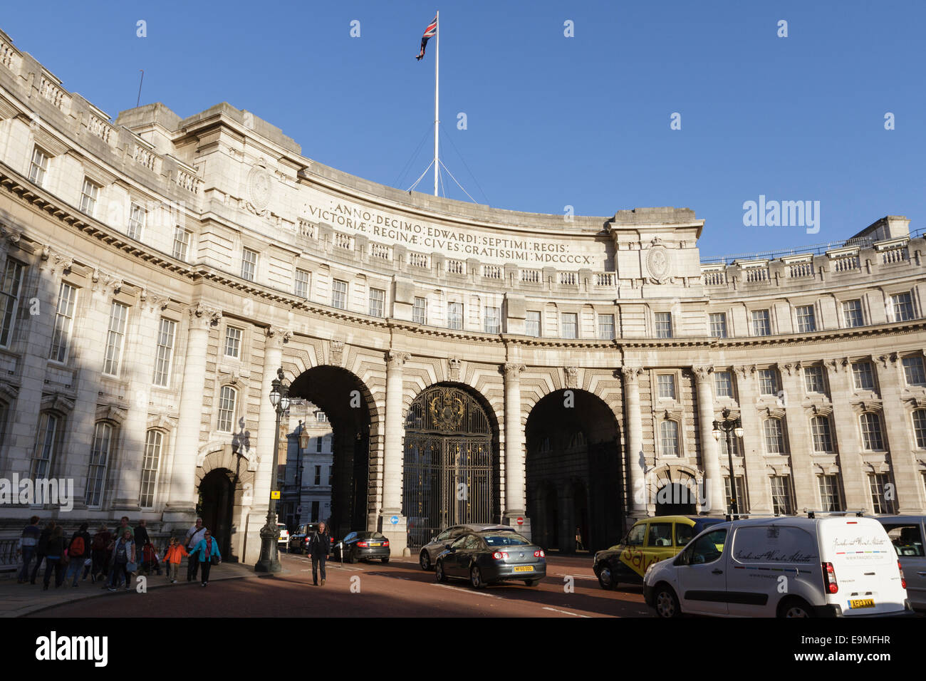 Admiralty Arch, London, England, UK Stock Photo - Alamy