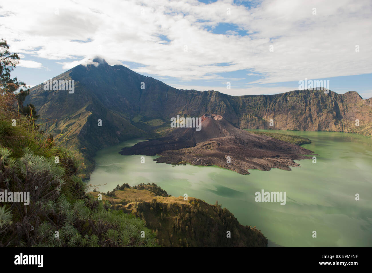 Rinjani mount hi-res stock photography and images - Alamy