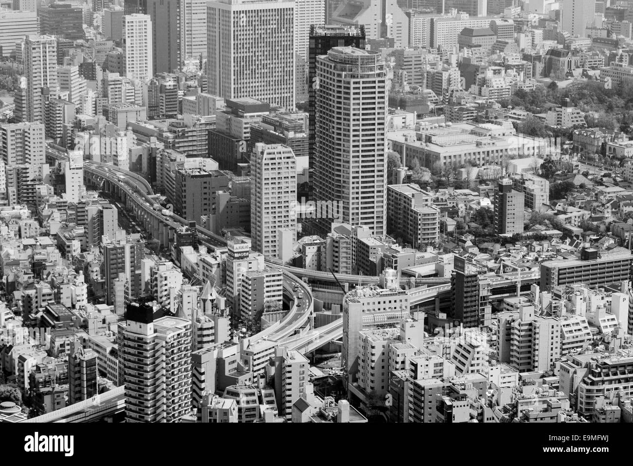 Japanese city cities Black and White Stock Photos & Images - Alamy