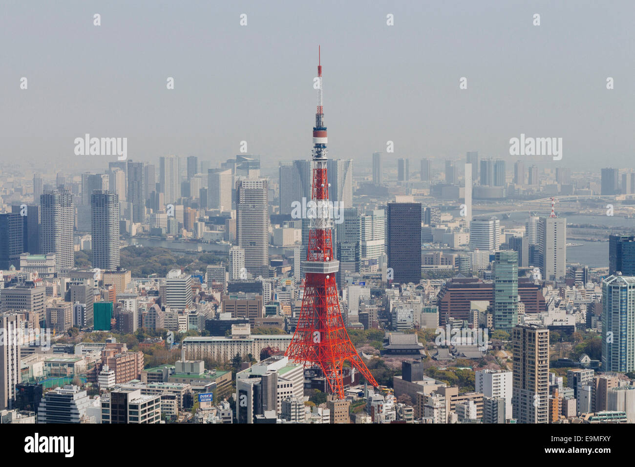 Clear sky tower hi-res stock photography and images - Alamy