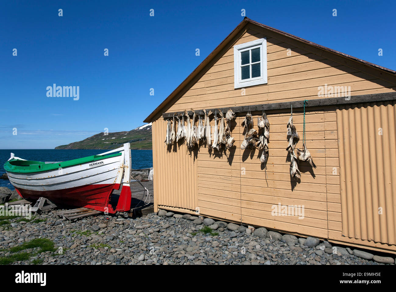 Fishermans hut hi-res stock photography and images - Alamy