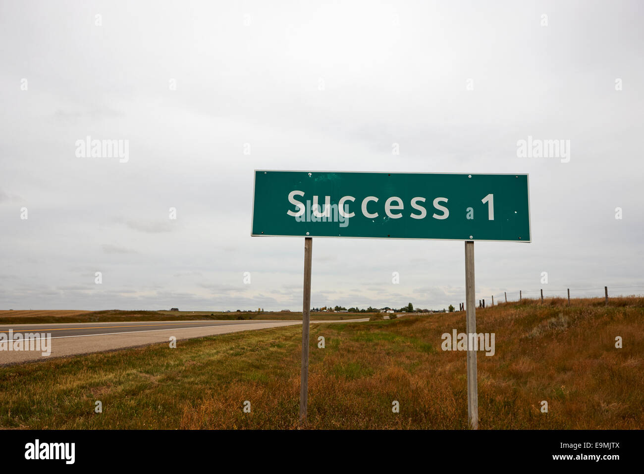Kilometre road sign hi-res stock photography and images - Alamy