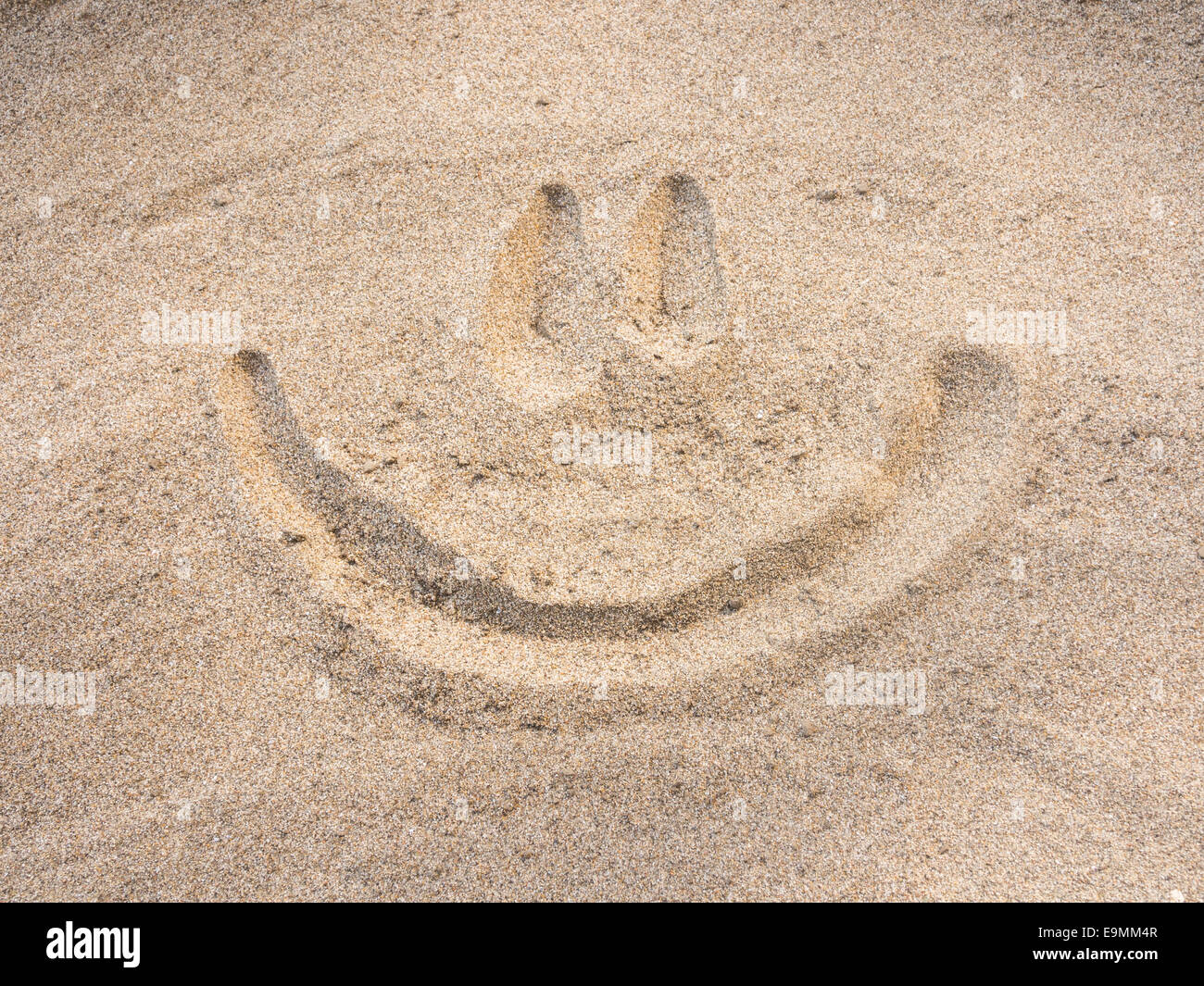 Smile drawn hi-res stock photography and images - Alamy
