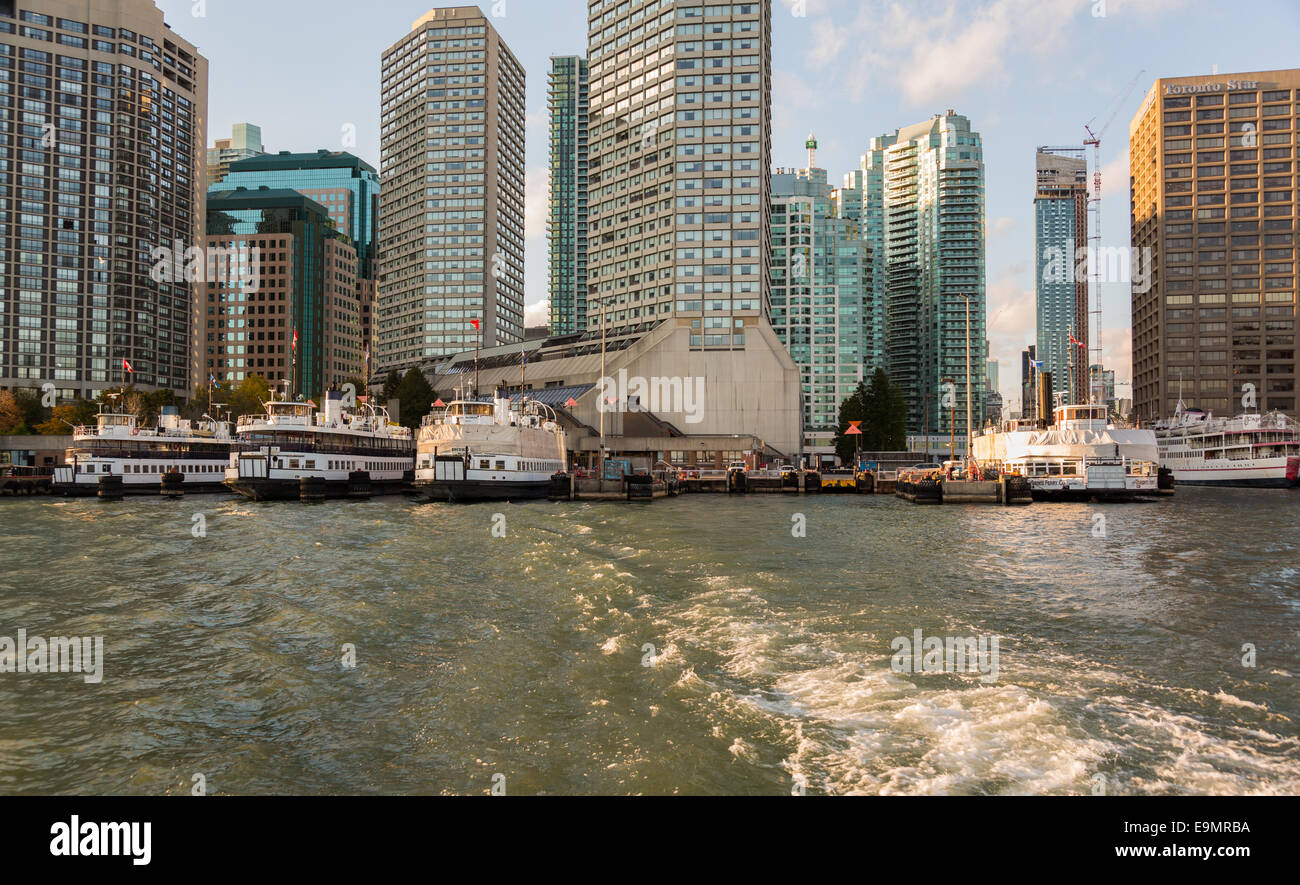 Downtown ferry terminal hi-res stock photography and images - Alamy