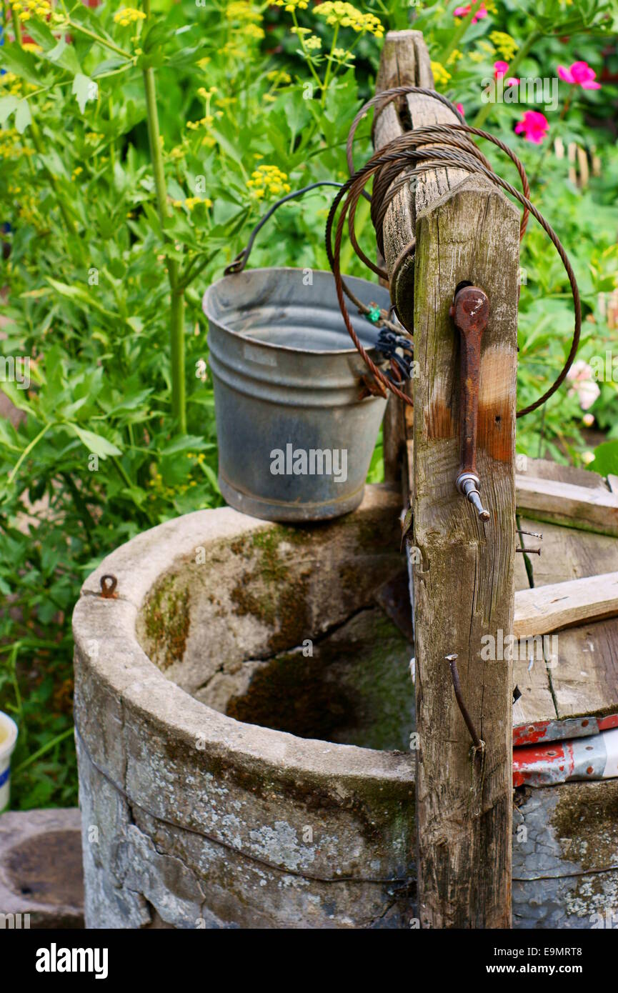 Well rotten hi-res stock photography and images - Alamy