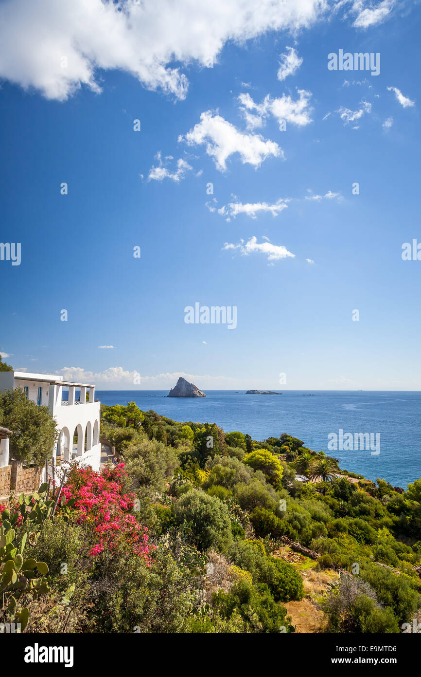 Islands med hi-res stock photography and images - Alamy