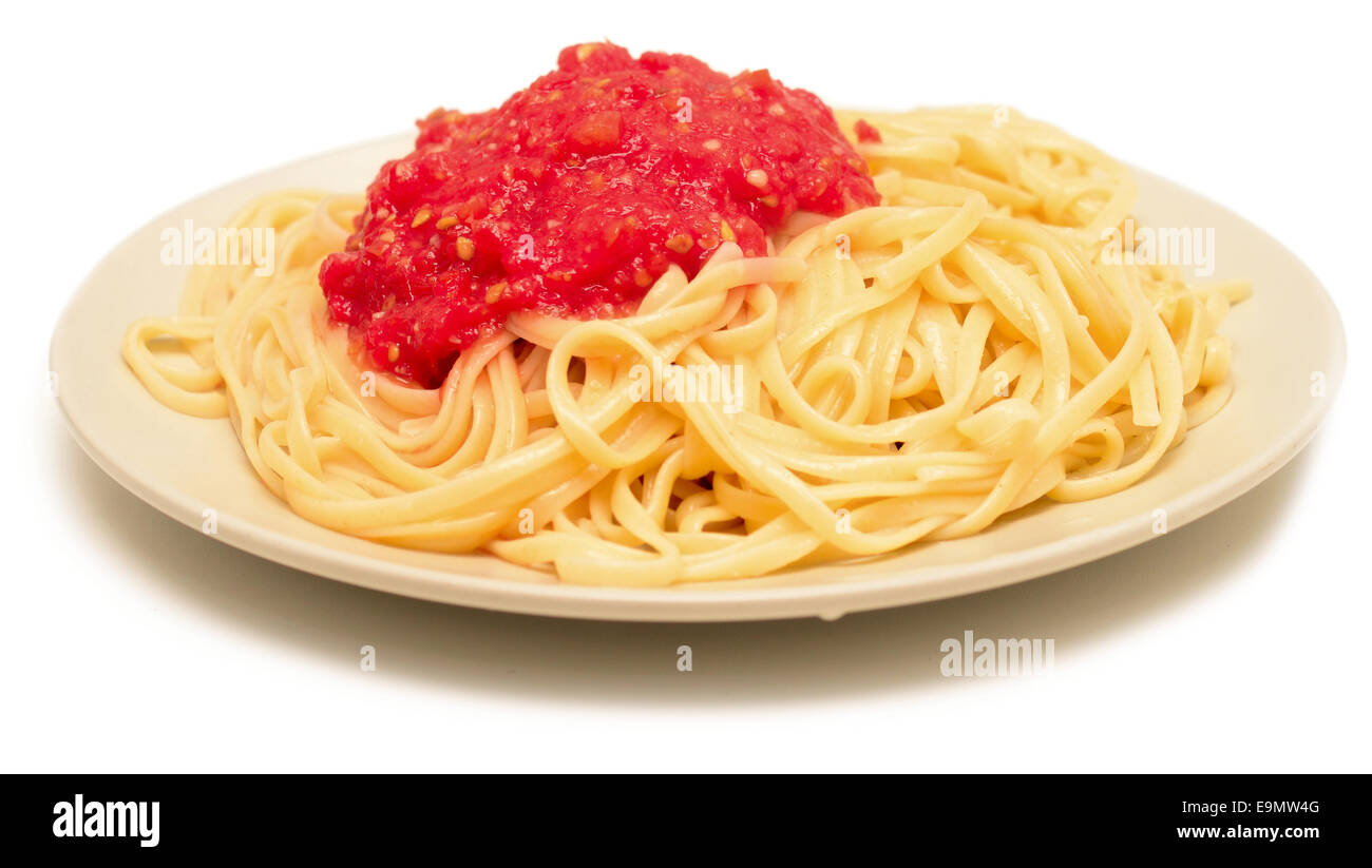 Boiled spaghetti Cut Out Stock Images & Pictures - Alamy