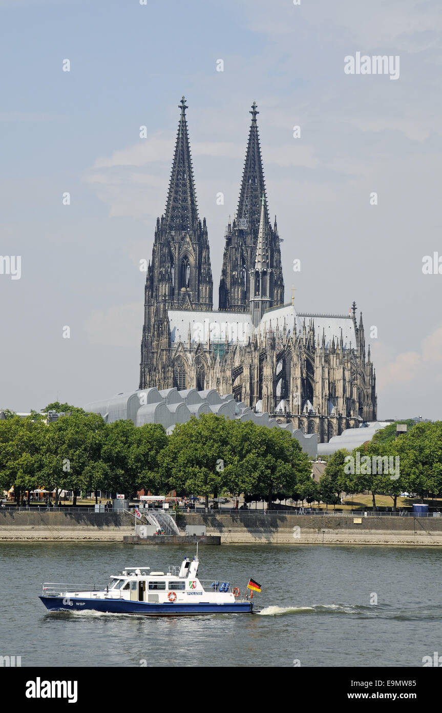 Cathedral, Rhine River, Cologne, Germany Stock Photo - Alamy