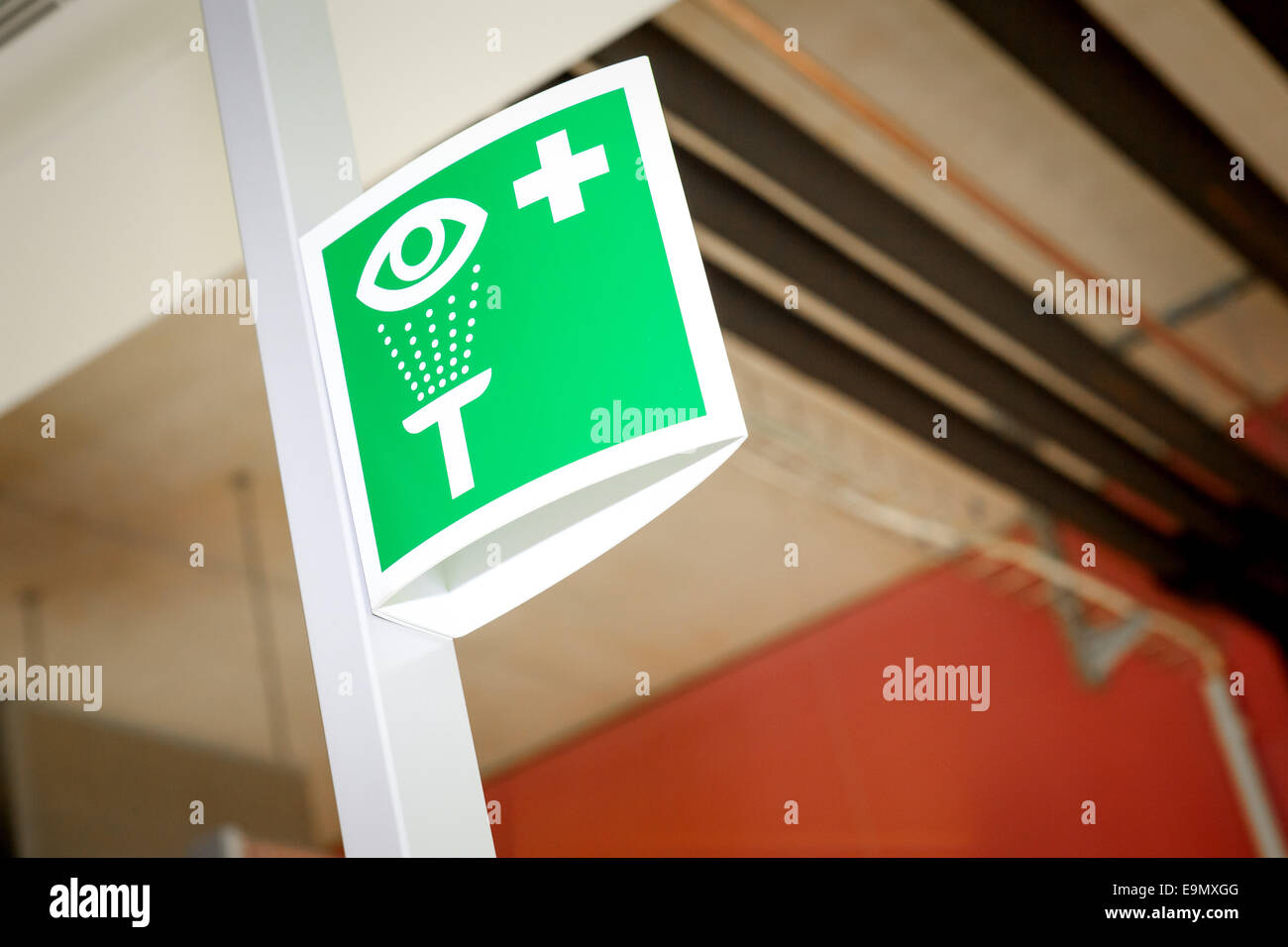 Laboratory space hi-res stock photography and images - Alamy