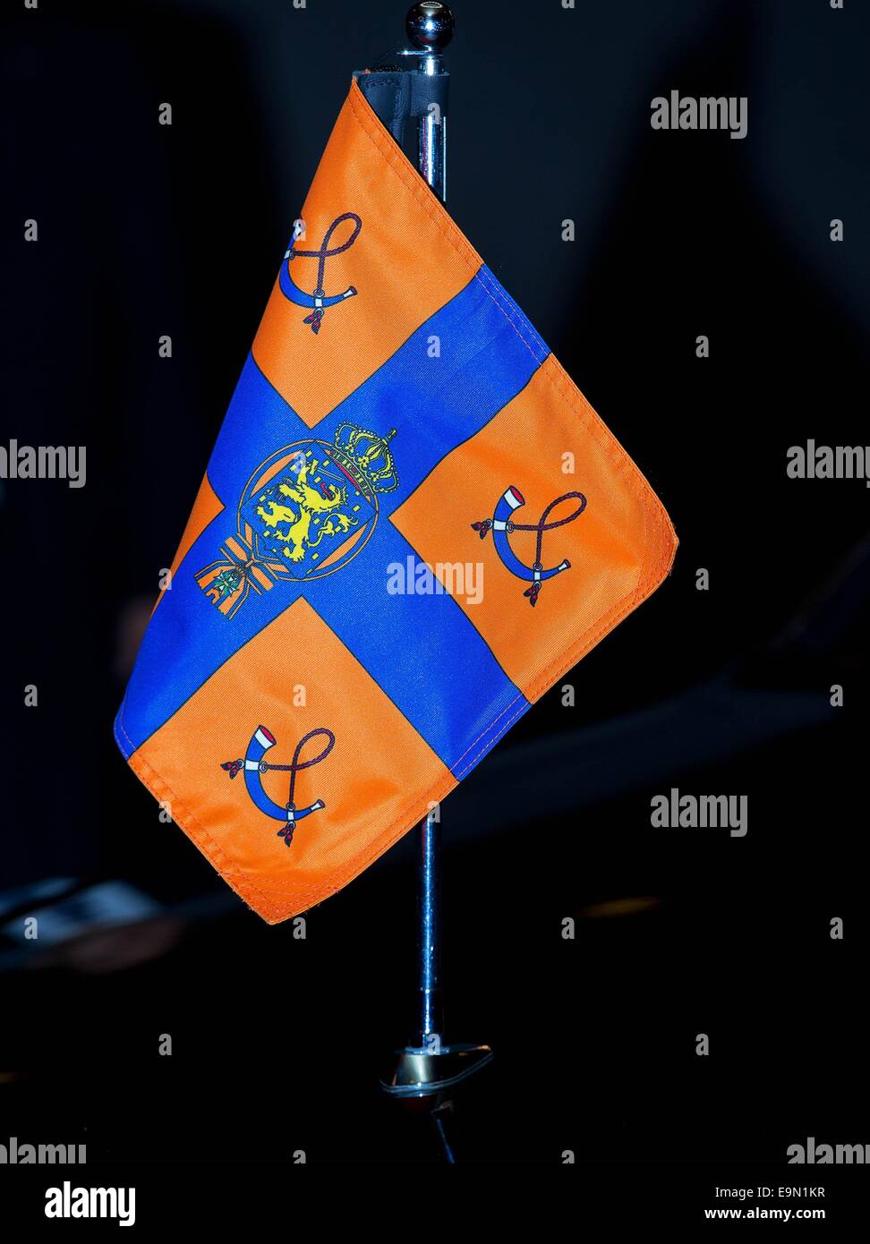 Tokyo, Japan. 29th Oct, 2014. Dutch royal flag seen on the limousine of ...