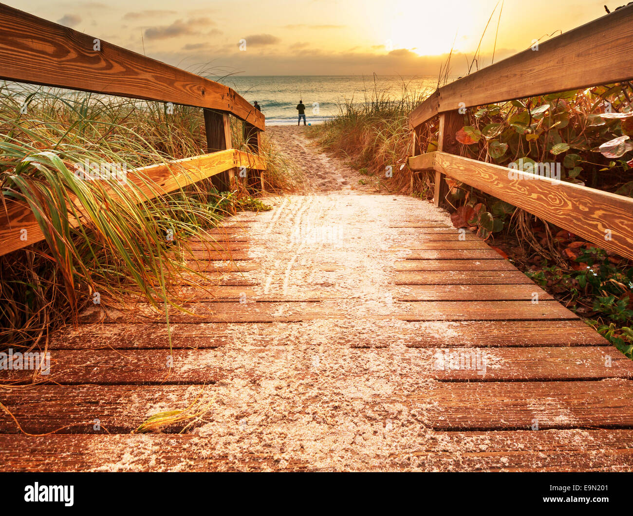 Boardwalk on beach Stock Photo - Alamy